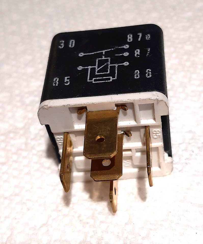 HELLA 49400 12V 20/40A SPDT RELAY WITH MOUNTING BRACKET | eBay