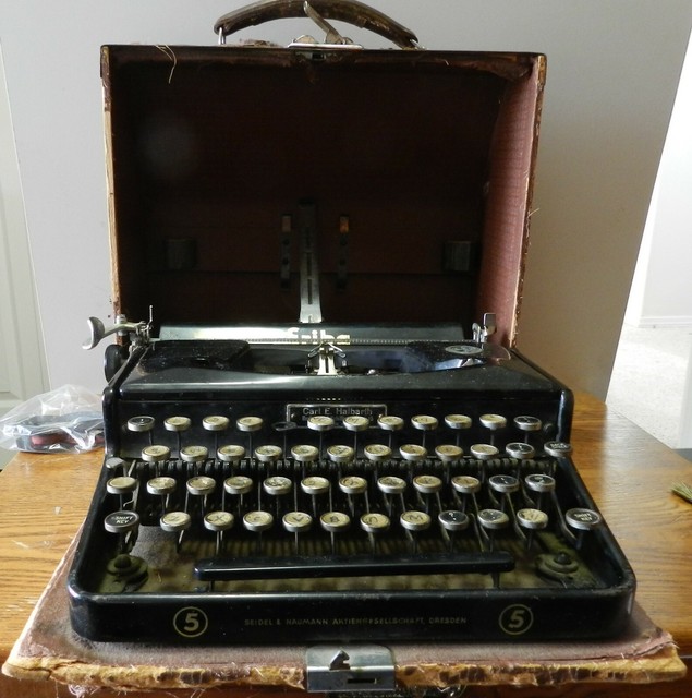 Erika 5 typewriter - serverlasopa