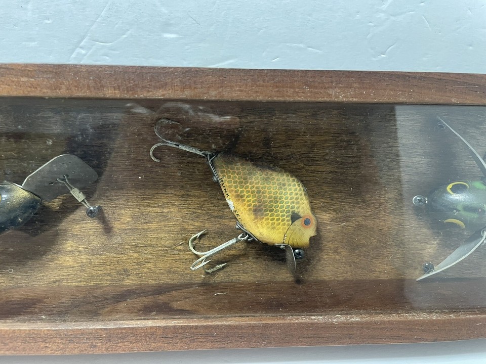 Vintage Antique Various Fishing Lures Heddon Jitter bug & Others Lot of ...