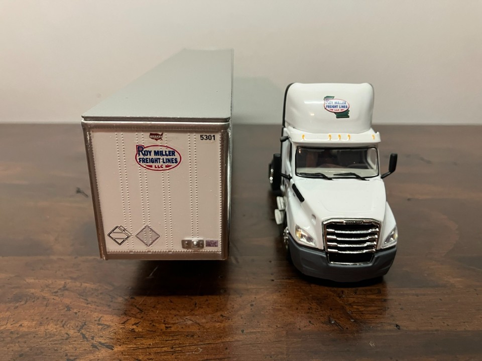 First Gear / DCP 164th Roy Miller Freight Lines Cascadia Day Cab 53 ...