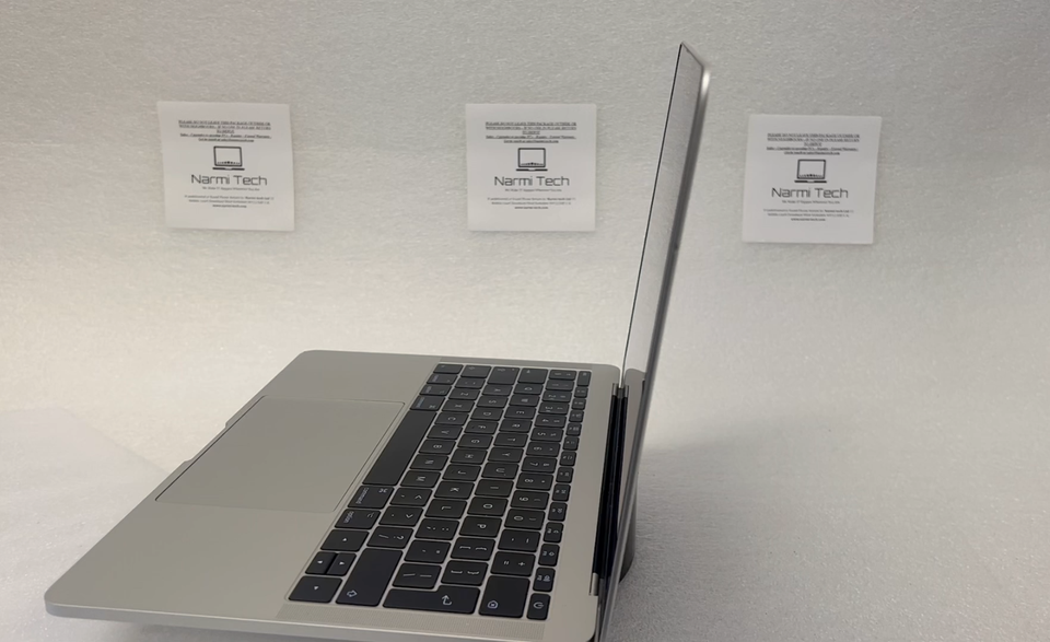 Apple MacBook Pro laptop A1708 13.3" i5 7360 Turbo 3.6GHz 256GB SSD ...