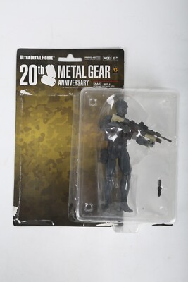 Metal Gear Solid: Solid Snake Collectible Figure 20th Anniversary 2008 ...