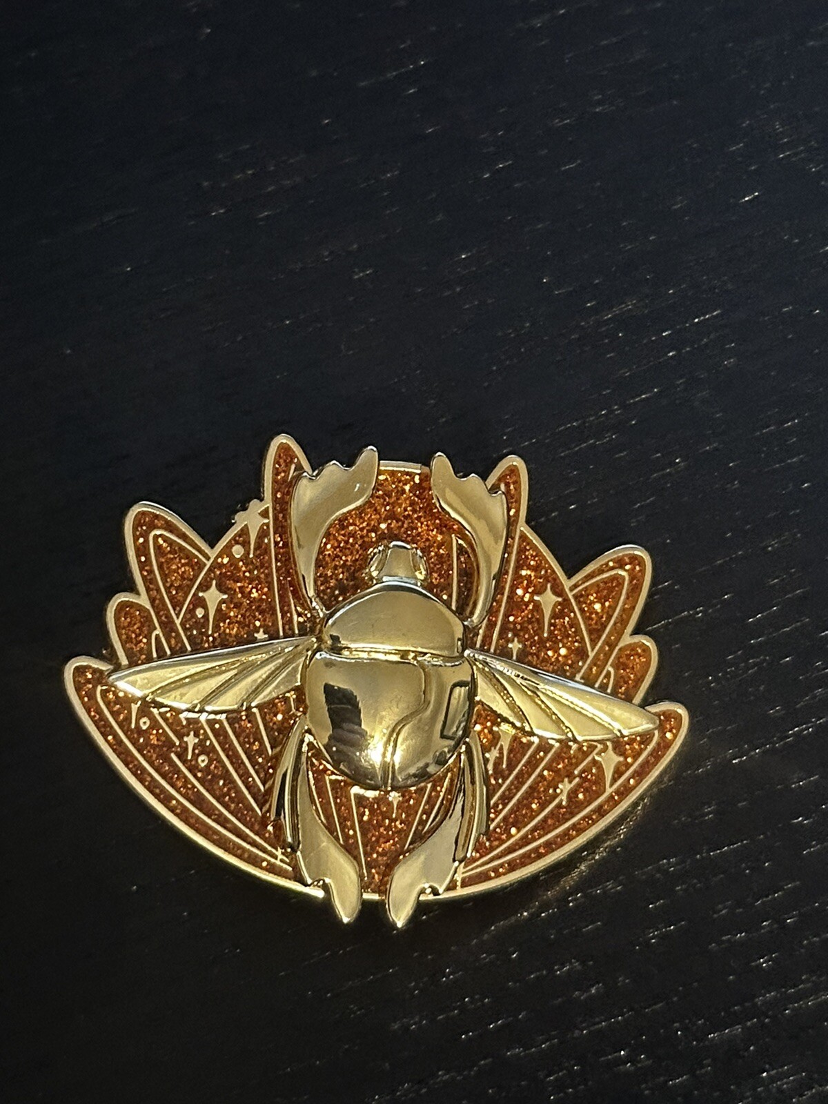 Disney Magic Hap-Pins Magical Objects Mystery Pin Aladdin Scarab 2023 ...