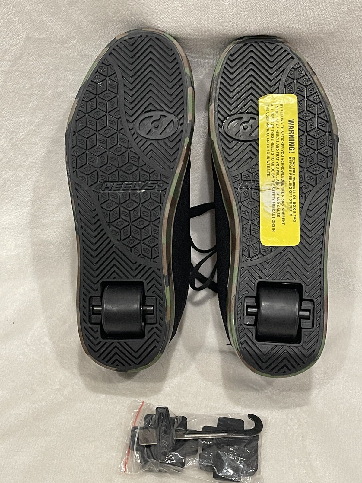 Heelys Racer 20, Black/Green Camo Skate Shoes Men's Size 7 - NWOT | eBay