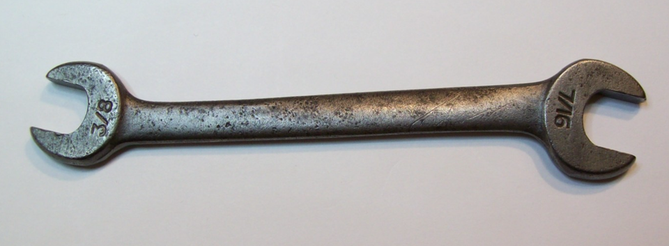 vintage Vlchek #723 chro-mol 3/8- 7/16 open end wrench, WW2 Jeep tool ...