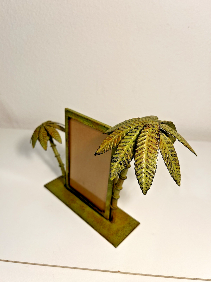 Green Metal Palm Tree Frame, Tiki Hawaiian Boho Whimsical Tropical ...