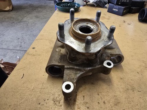 Polaris Xpedition XP5 24 Bearing Carrier W Hub Right Rear 5144170 ...