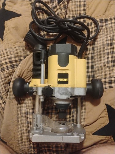 NICE! DEWALT DW621 PLUNGE ROUTER, VARIABLE SPEED 2 HP ROUTER 10 amp | eBay