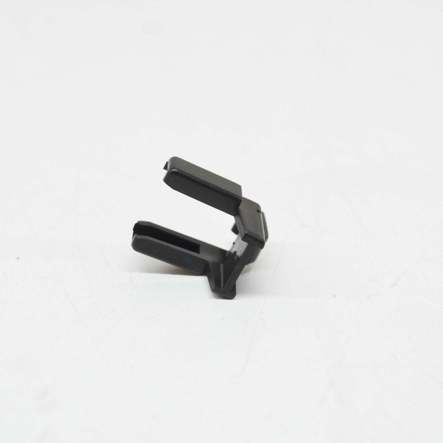 Range Rover L322 Genuine Windscreen Wiper Arm Clip DKI000010 for sale ...
