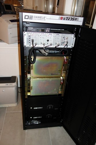 Daniels Electronics REPEATER SYSTEM REGULATOR RX TX w/ Rack & more | eBay