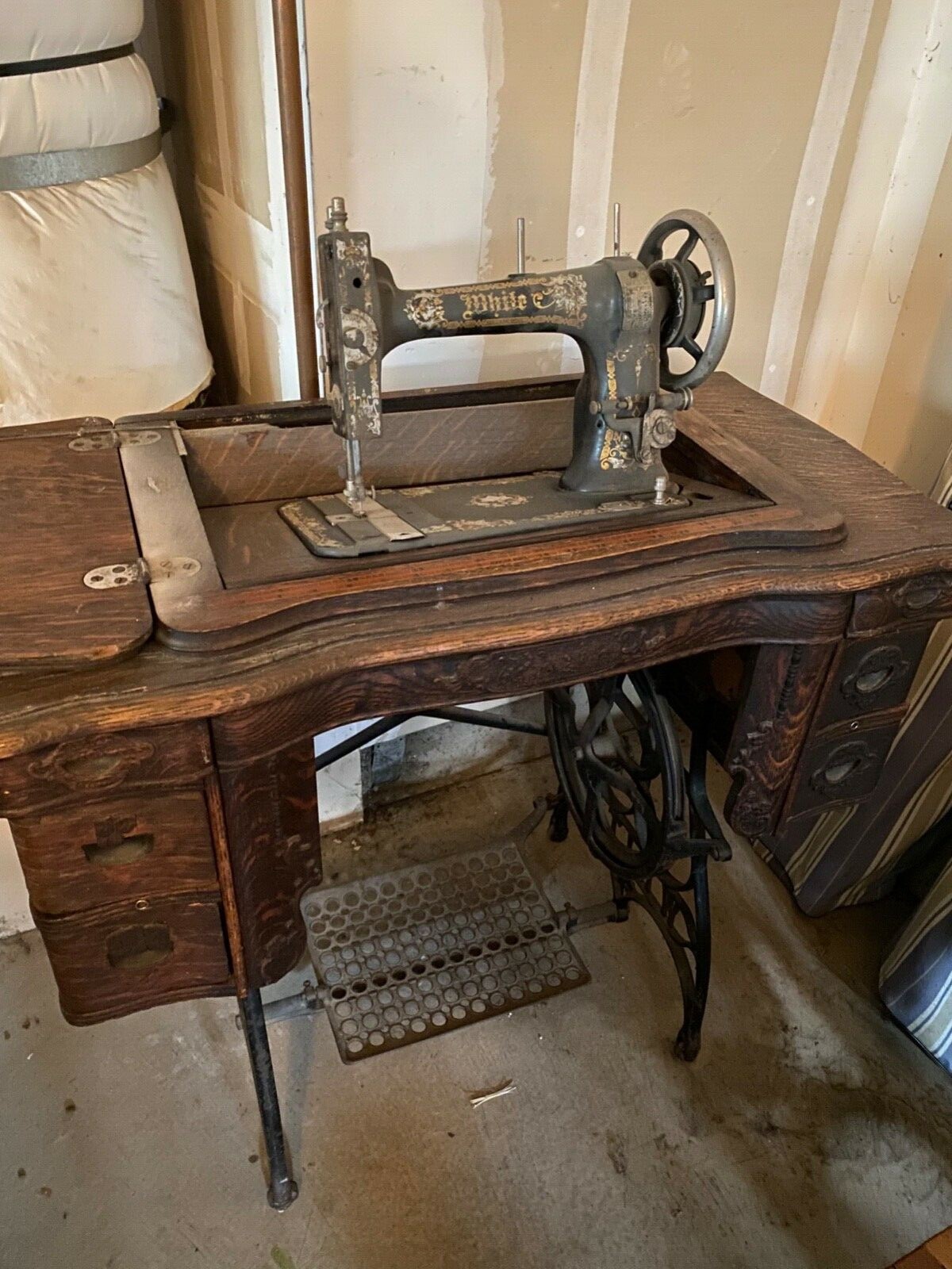 Antique White Company Sewing Machine (est 1904-1914) - Good Condition ...