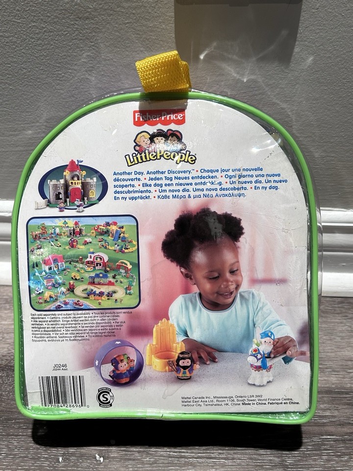 NEW 2005 Fisher Price Little People Castle Set King Jester Wizard ...