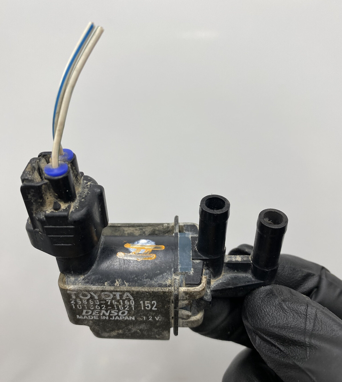 01-04 Genuine Toyota Tacoma 4Runner Vacuum Switching Valve 25860-75230 ...