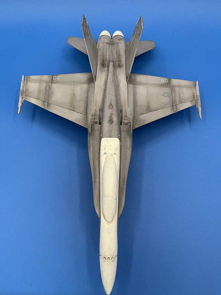 BUILT 1/48 REVELL MONOGRAM F-18 HORNET VMFA 122 CRUSADERS | eBay