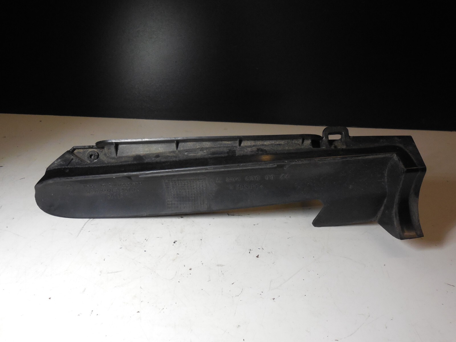 Mercedes-Benz W204 C300 Air intake duct part A2048300944 08-14 for sale ...