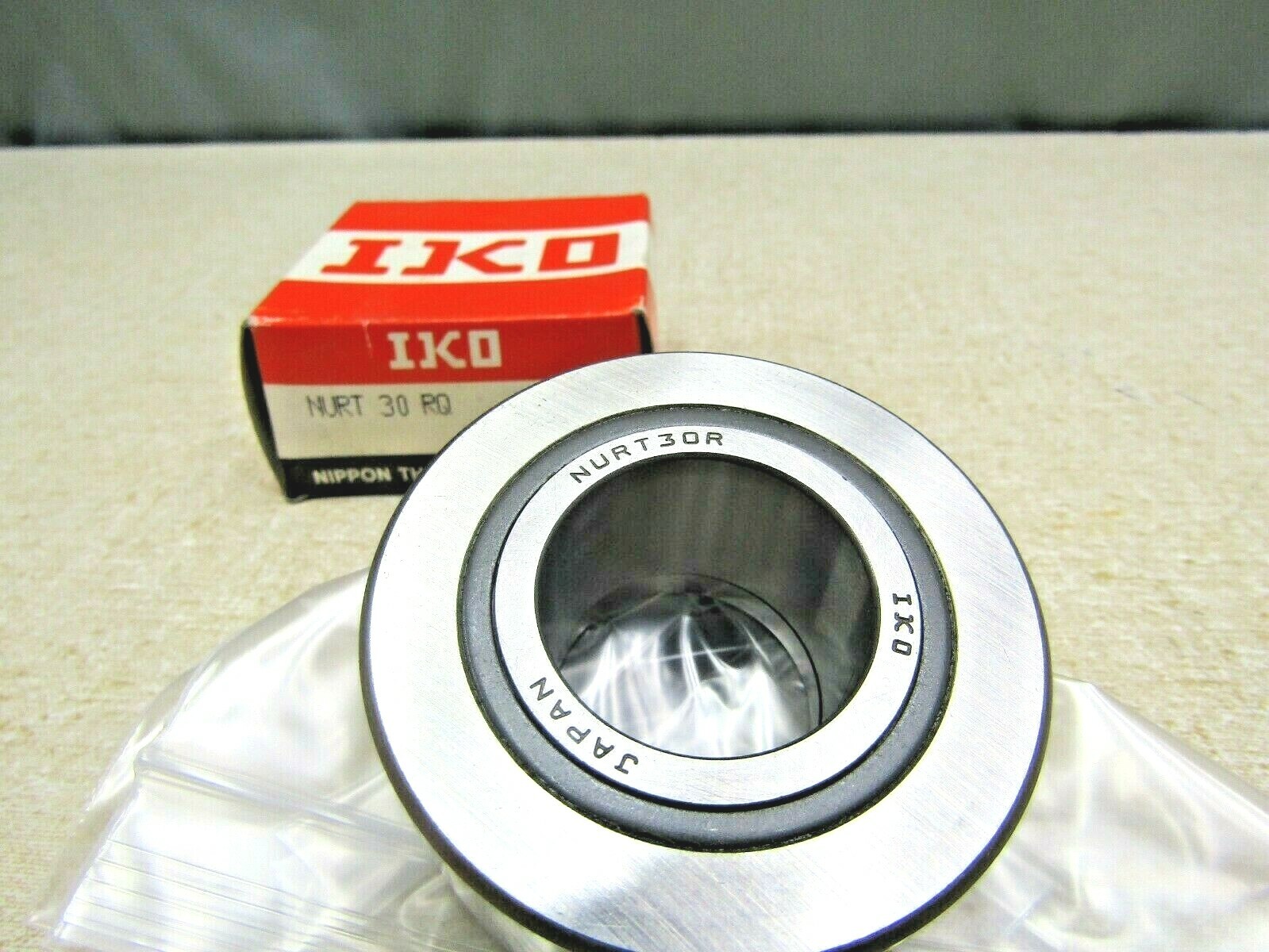 IKO NUTR30 NUTR30RQ 30mm X 62mm X 28mm Cylindrical Yoke Roller Bearing ...