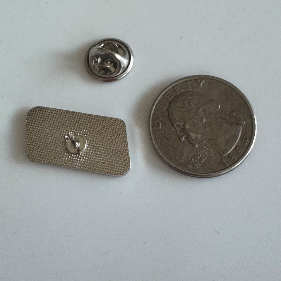 Vintage BUD LIGHT Beer Logo Enamel Lapel Pin Badge 1990s Anheuser Busch ...