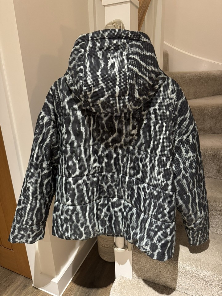 Nike Synthetic Fill Women Puffer Jacket Animal Print Smoke Grey CZ1905 ...