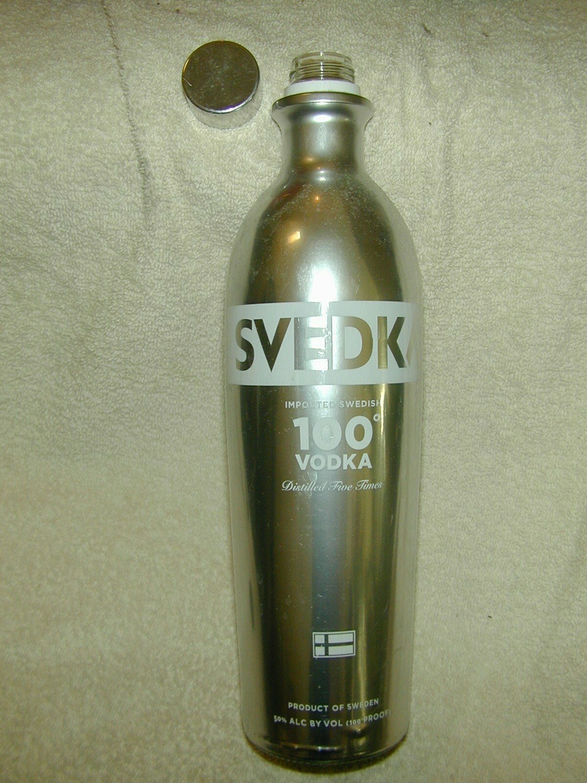(1) SVEDKA 100 SWEDISH VODKA RARE HTF BOTTLES 750ML W/CAP (EMPTY) | eBay