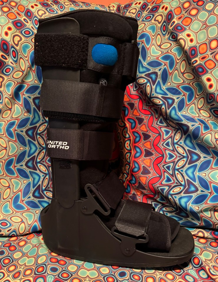 United Ortho USA14105 Air Cam Walker Fracture Boot, Medium, Black | eBay