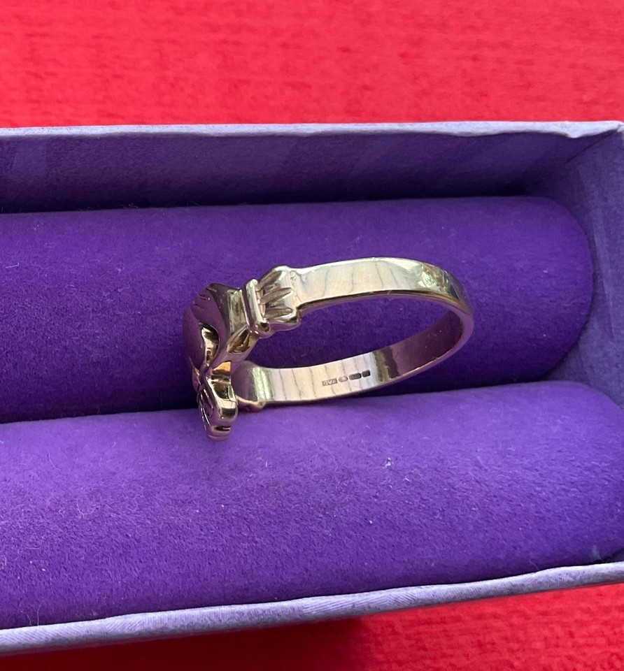 Ring - Gold 9 ct 375 Mens Claddagh hallmarks Size Z - 7.20 g not scrap ...