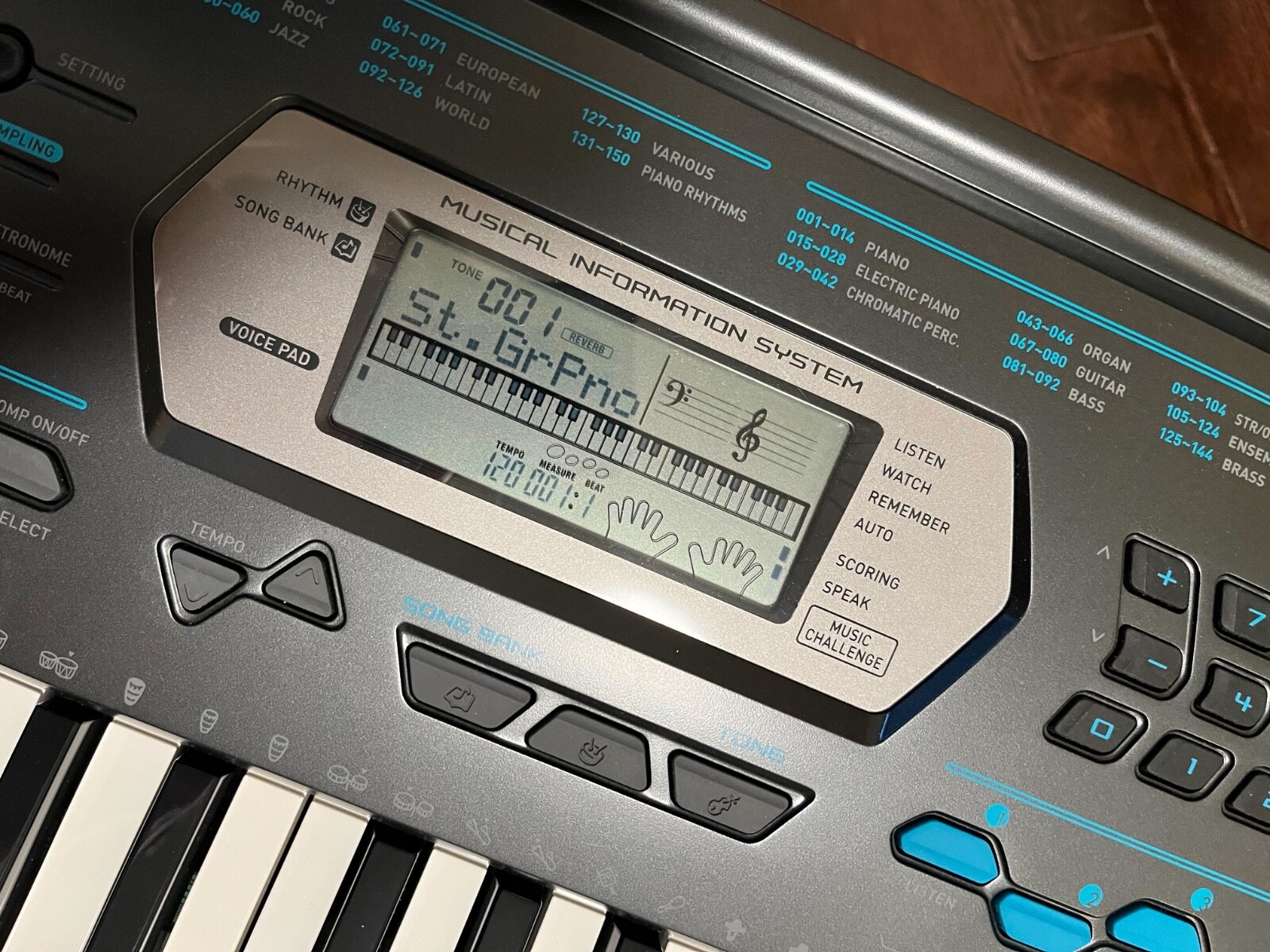Casio CTK-2100 Electric Keyboard 61-Key with Box and Cord | eBay