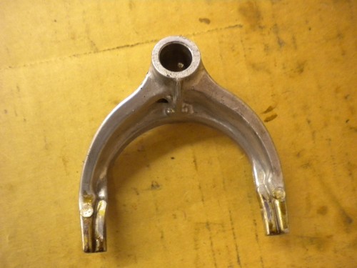 1981 Chevy LUV Isuzu PUP 2.2 diesel transmission shifter fork single ...