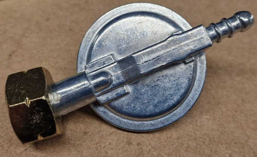 Butane Screw-In Regulator (4.5kg) + 2m Gas Hose + Clips - Calor 4.5kg ...