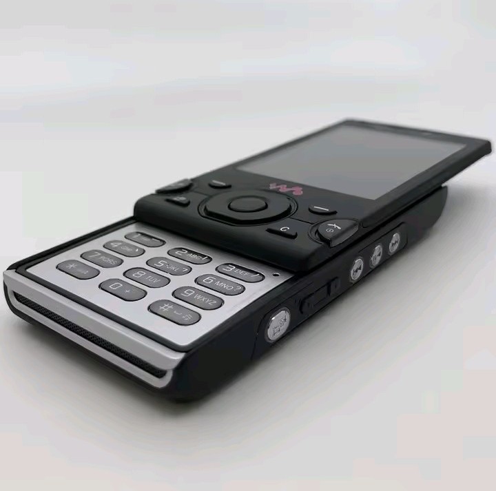 Sony Ericsson W995 Unlocked 3G Slider Walkman Phone – Classic ...