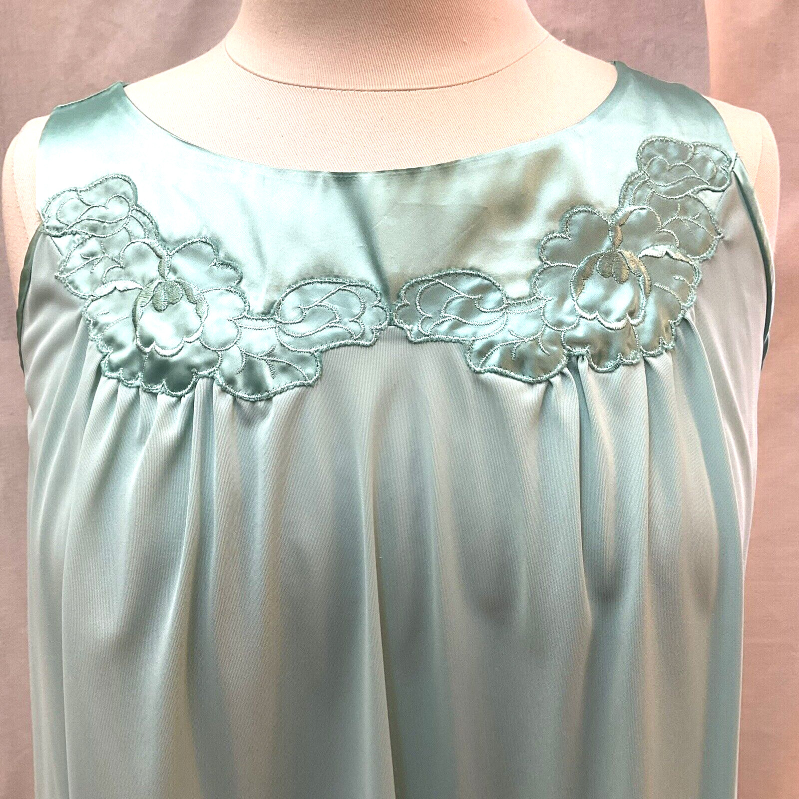 GOSSARD ARTEMIS Vintage Gown Peignoir Set 1960's Mint… - Gem