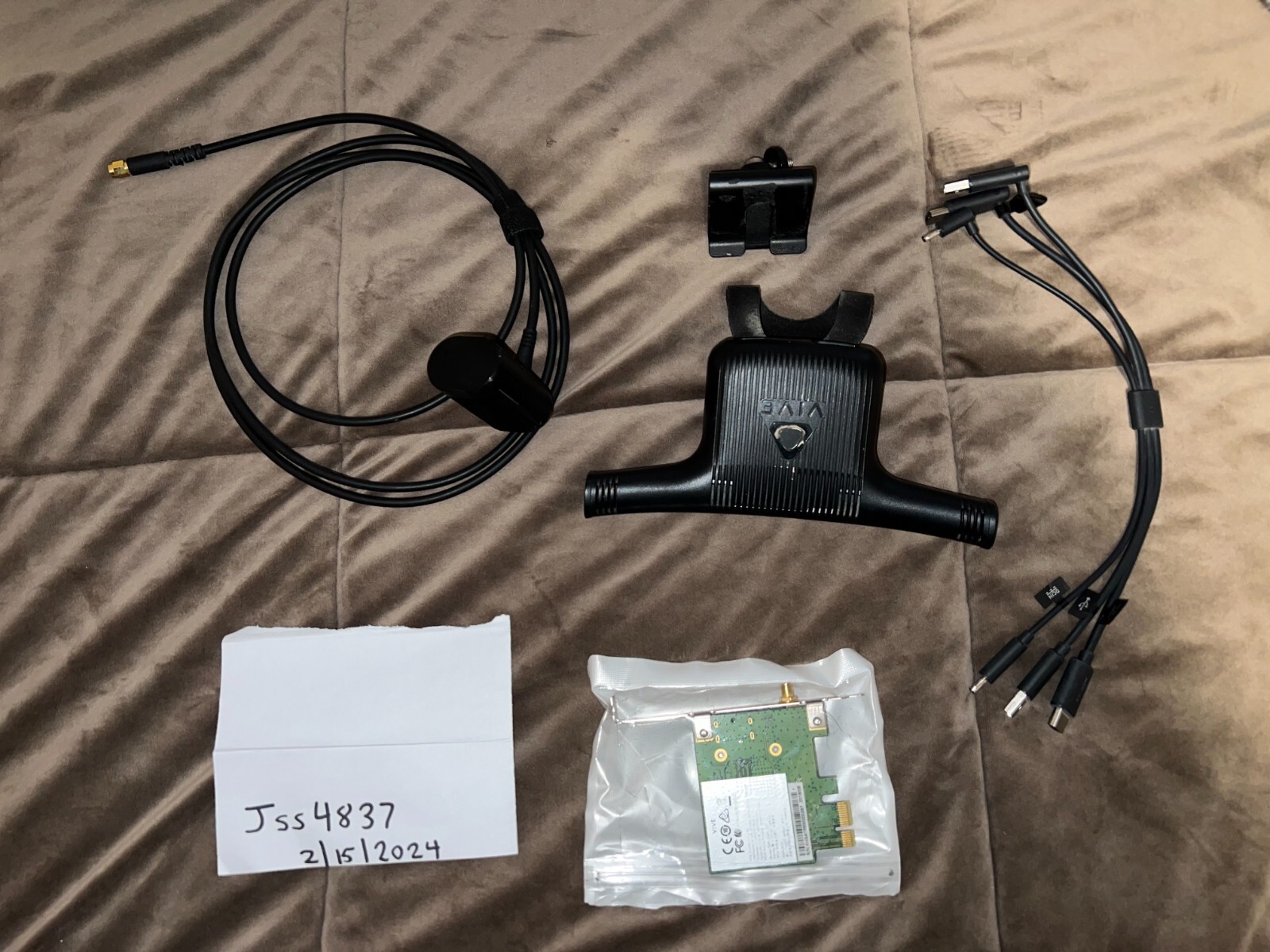 HTC VIVE Wireless Adapter Complete Full Kit for Regular ORIGINAL HTC ...