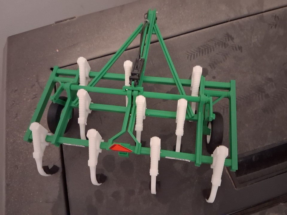 1/16 Custom Scratch Glencoe Soil Saver Farm Toy Implement Chisel Plow ...