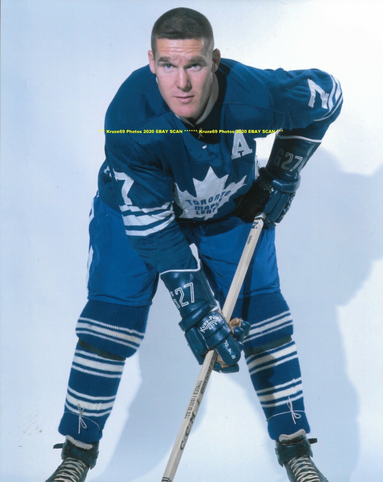 TIM HORTON Poses 4 Photo 8x10 TORONTO MAPLE LEAFS HOF GREAT DEFENSEMAN ...