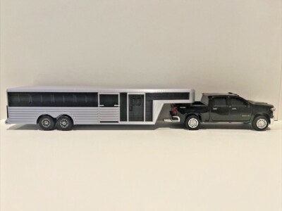 1/64 Scale Gooseneck Show Trailer (Black) | eBay