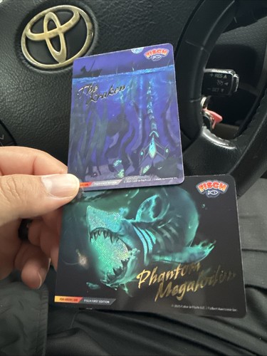 Fisch Roblox The Kraken And Phantom Meg Ultra Rare Chase Series 1 1st ...