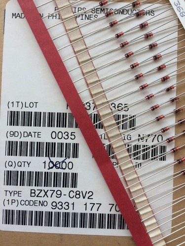 BZX79-C8V2 made by Philips DIODE ZENER 8.2V 500MW DO35 50 PIECES Z3873 ...