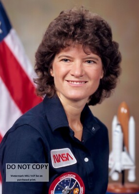 *5X7* NASA PHOTO - ASTRONAUT SALLY RIDE AMERICA'S FIRST WOMAN IN SPACE ...