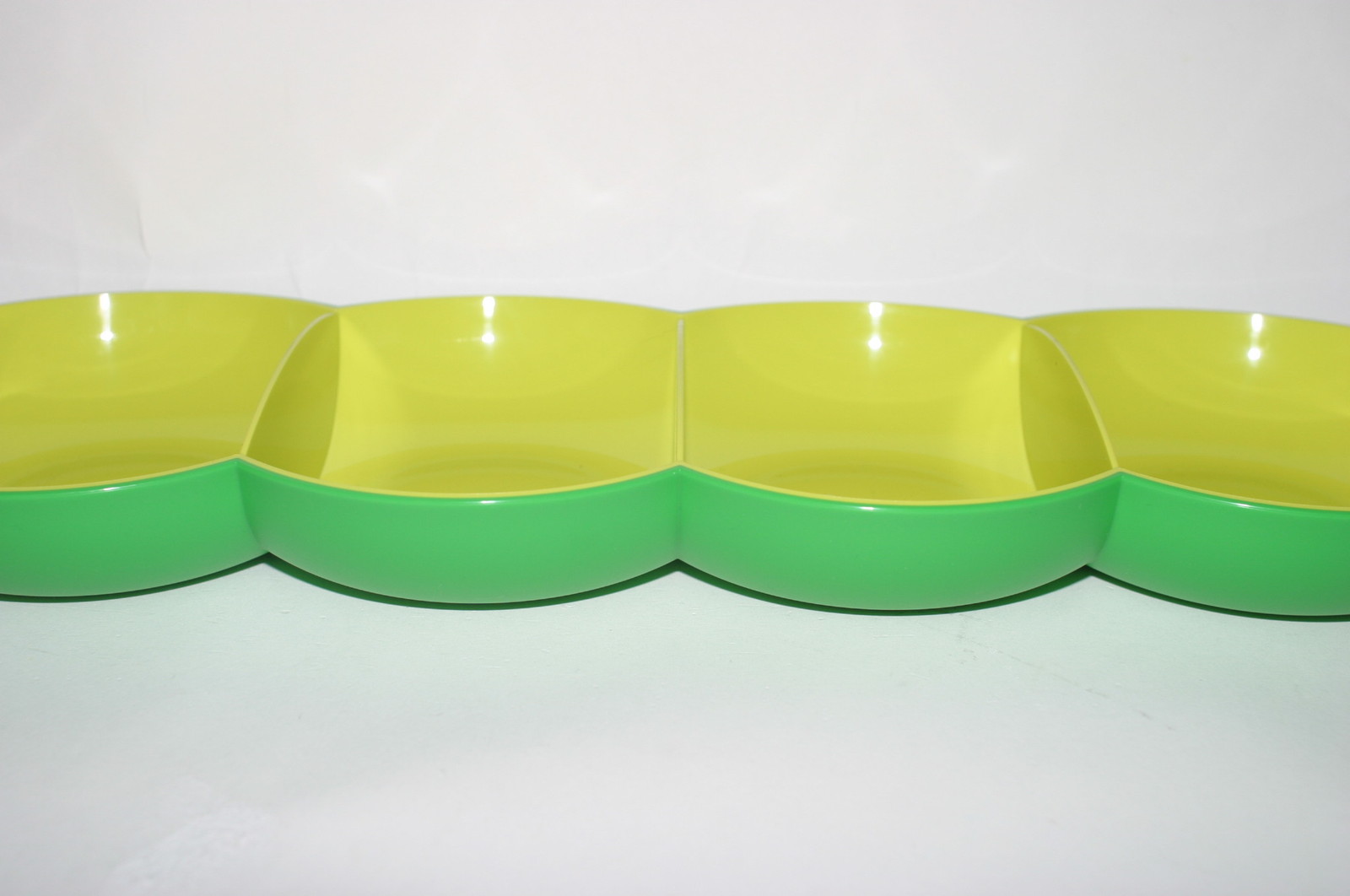 TUPPERWARE Chic Dining Appetizer Serving Tray Divided Sections ...