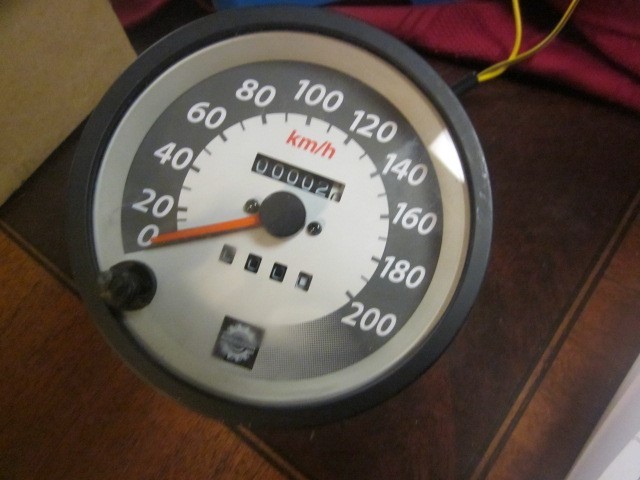 SKIDOO Ski-Doo Speedometer Speedo 75.7kms 515175335 MXZ Mach Summit for ...