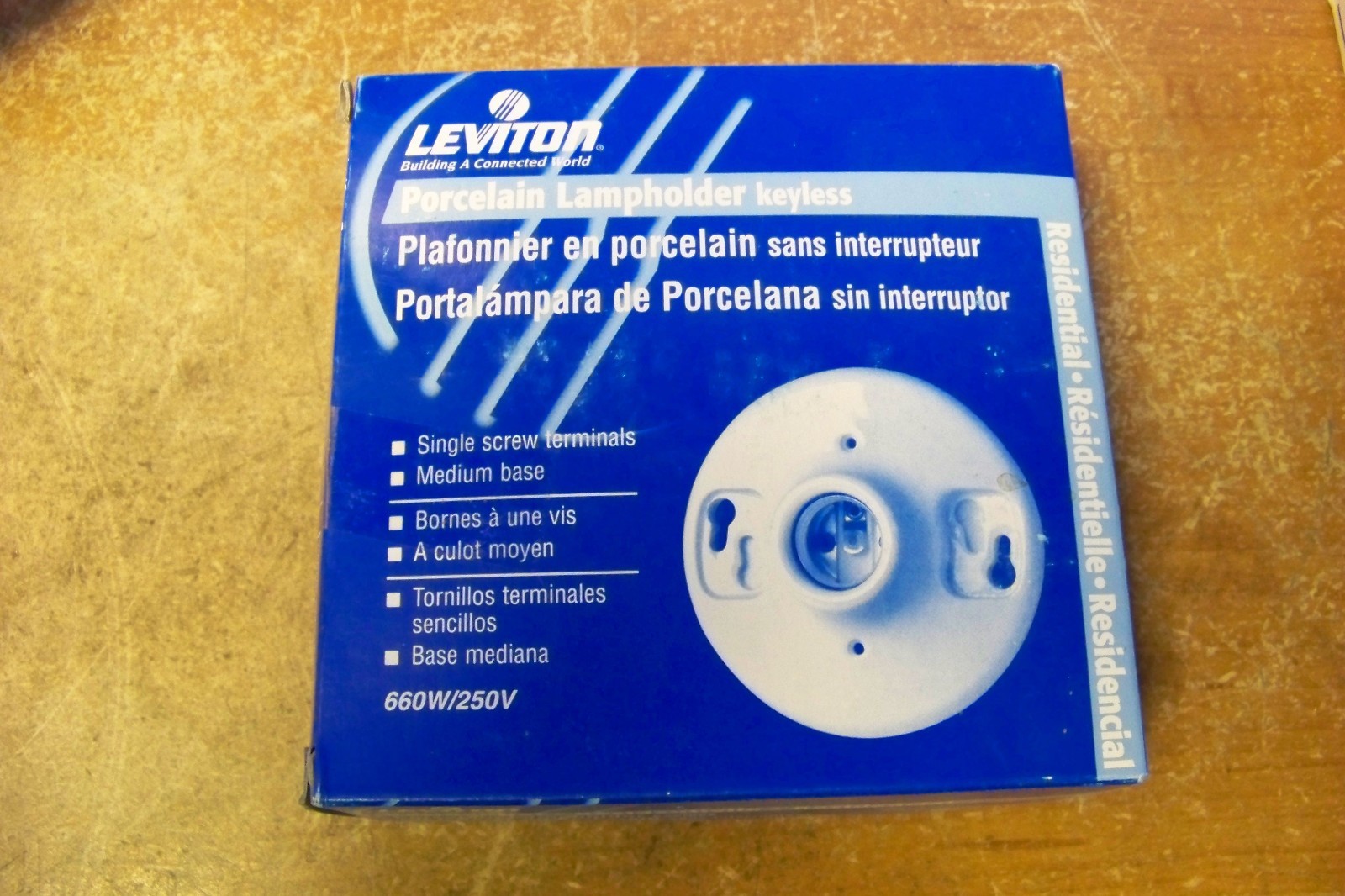 NEW Leviton 9875 Porcelain Lampholder Keyless 660W/250V | eBay