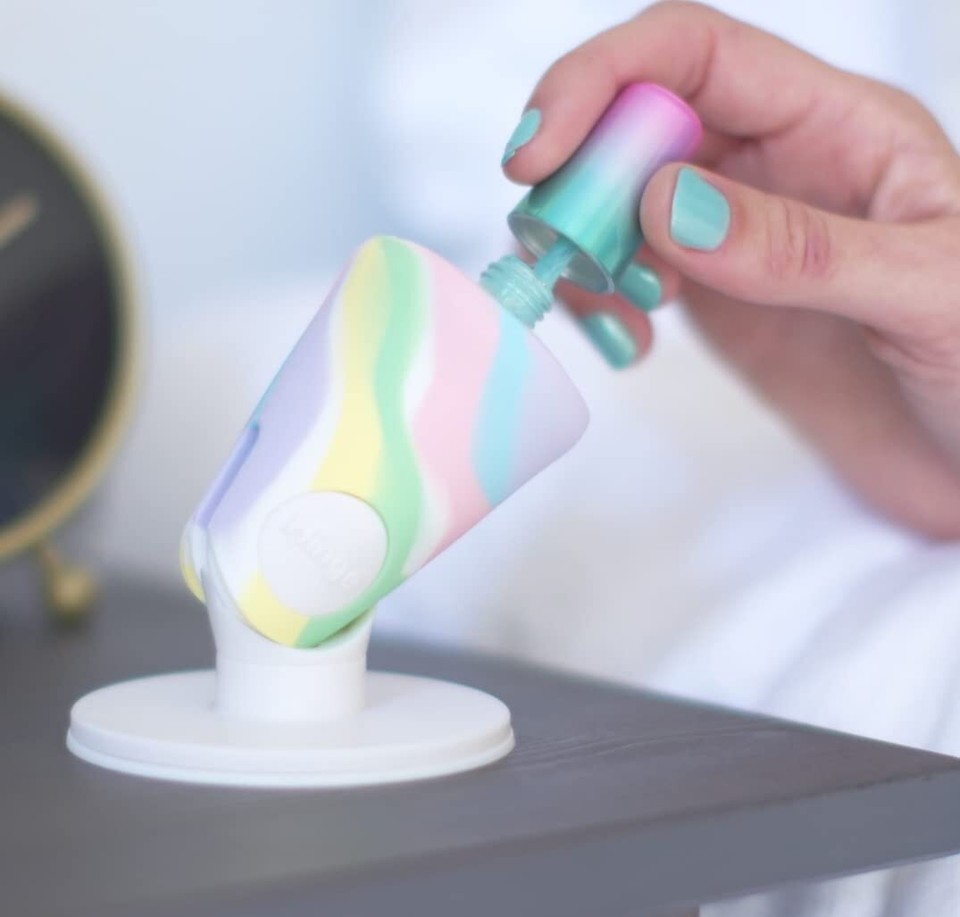 Tweexy Hinge Untippable Nail Polish Holder, Fingernail Painting Tools ...