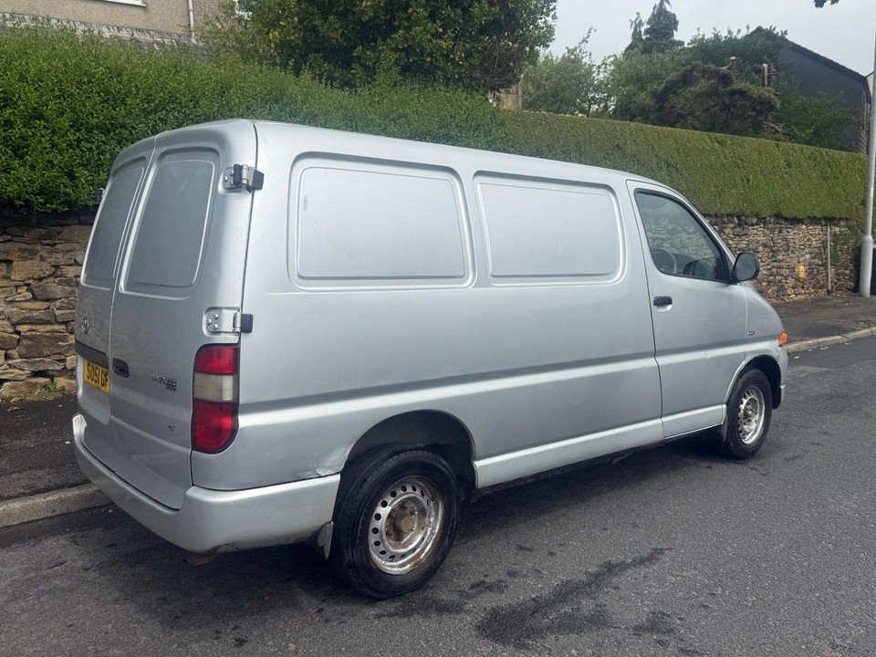 2002 TOYOTA HIACE POWER VAN 280 GS D4-D MANUAL DIESEL SWB SILVER | eBay UK