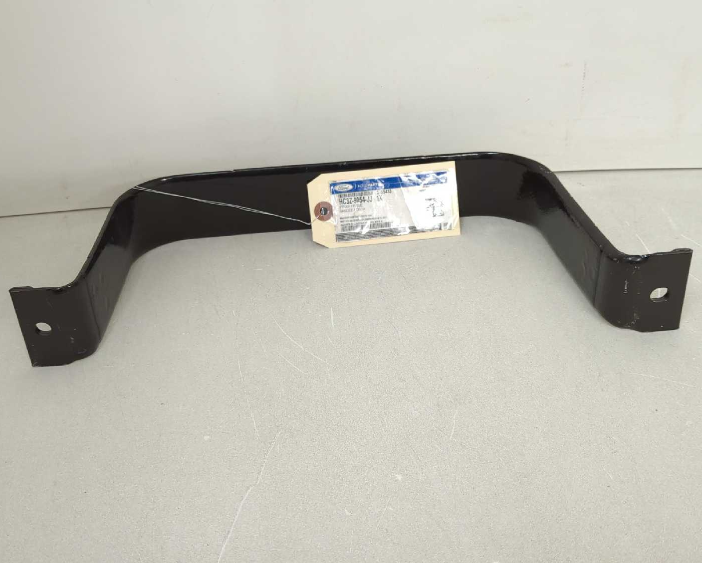 New OEM Genuine Ford Front Fuel Tank Strap 2017-2024 F250-F550 SD HC3Z ...