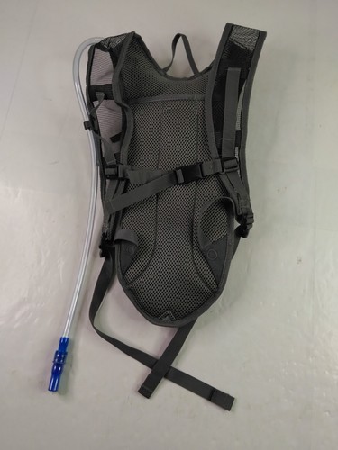 Topi Hydration Green/Grey Adjustable Straps 2L Backpack Hiking Carry ...