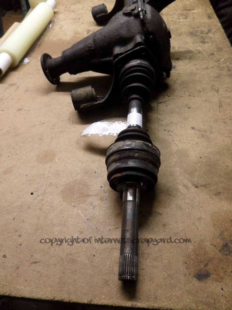 Mitsubishi Delica L300 2.5 86-94 front diff differential axle LH NSF ...