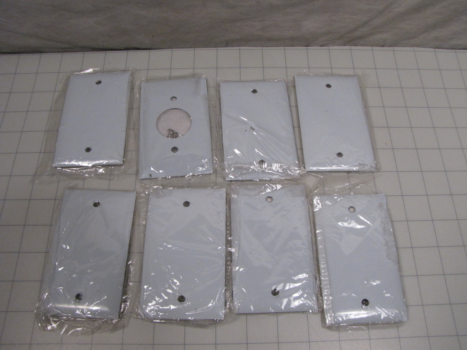 Hubbell Wall Plate Mixed Lot 1 X SS7 Single Receptacle 7 X SS13 Blank ...
