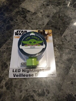 STAR WARS MANDALORIAN LED NIGHT LIGHT BABY YODA PLUG IN NEW IN BOX ...