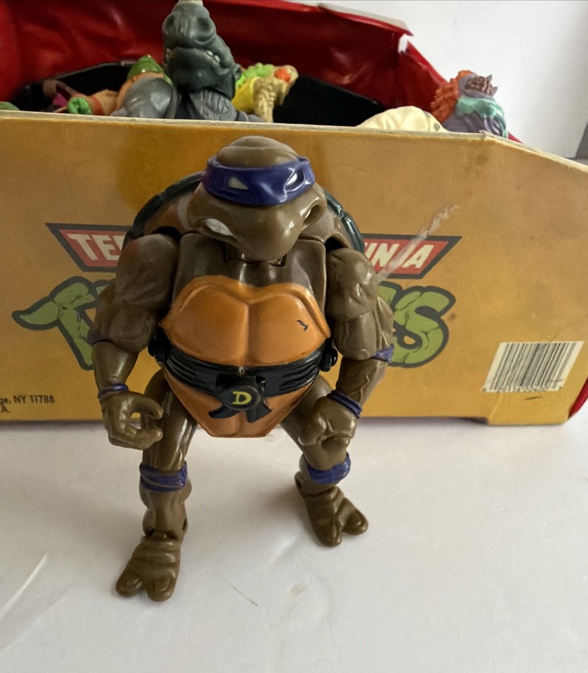TMNT COLLECTORS CASE & 10 PLAYMATES TMNT ACTION FIGURES BUNDLE VINTAGE ...
