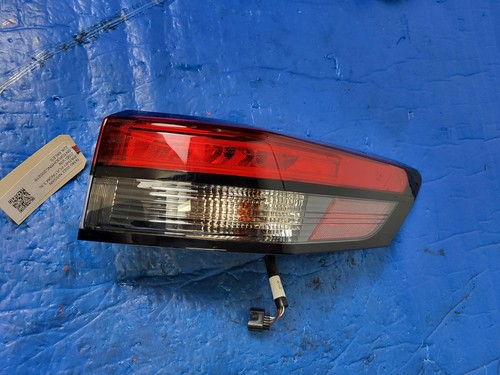 Feu arrière droit extérieur 2022 Nissan Pathfinder 26550-6TA0B 2021 ...