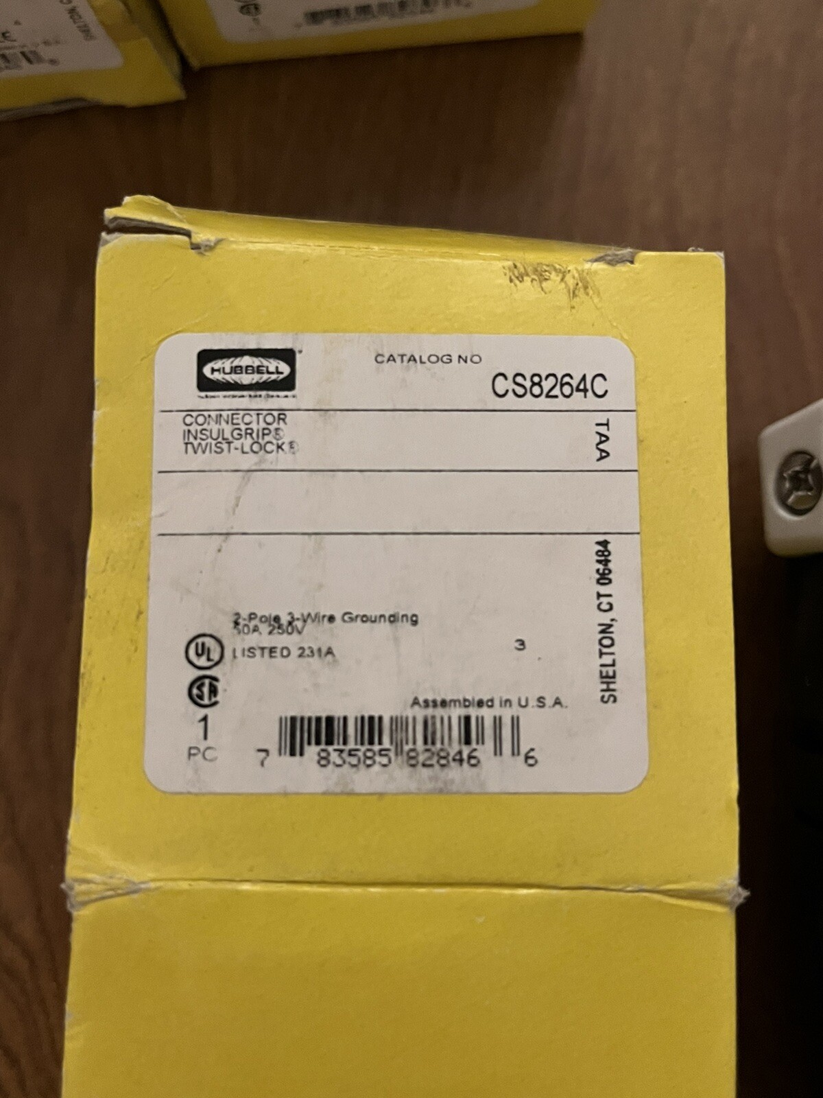 Hubbell CS8264C 50A Twist-Lock Connector 2P 3W 250V Female End ...